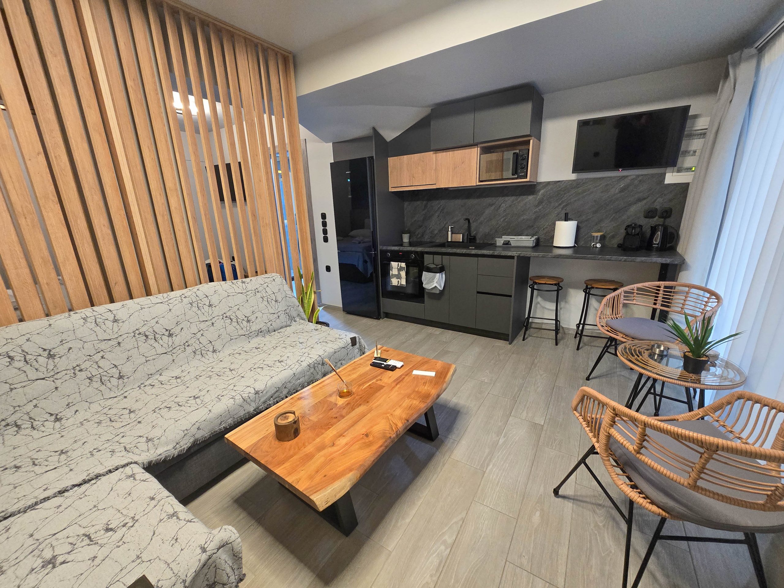 Wandering Mytilene Lesvos : A Weekend of Everyday Life